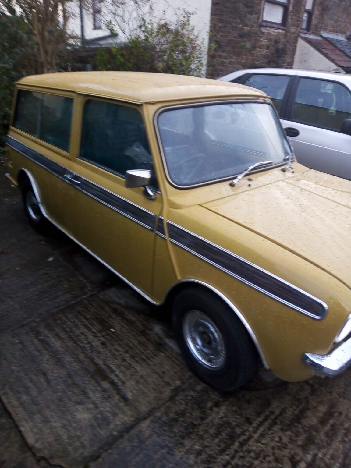 1976 Mini Clubman Estate – 4 Owners, 33,948 Miles - MINI TRADER