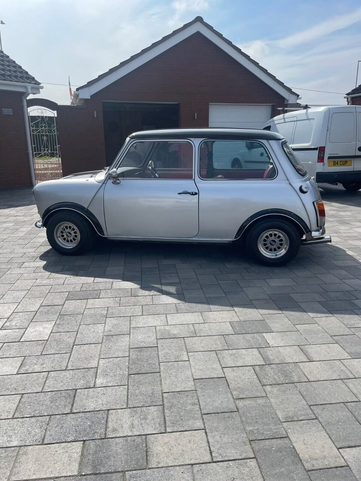 1983 Classic Mini 1275cc – Collector’s Dream - MINI TRADER