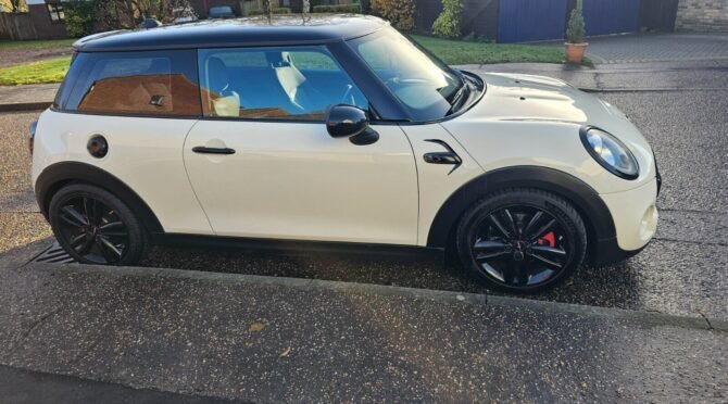 Used MINI Cooper for Sale in the UK - MINI Trader