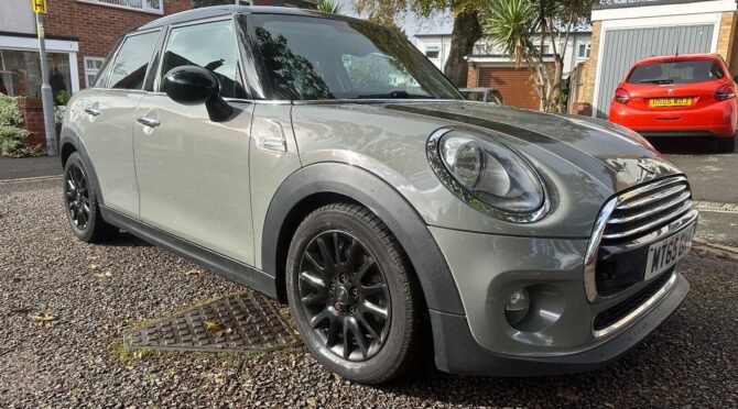 Used MINI Cooper for Sale in the UK - MINI Trader