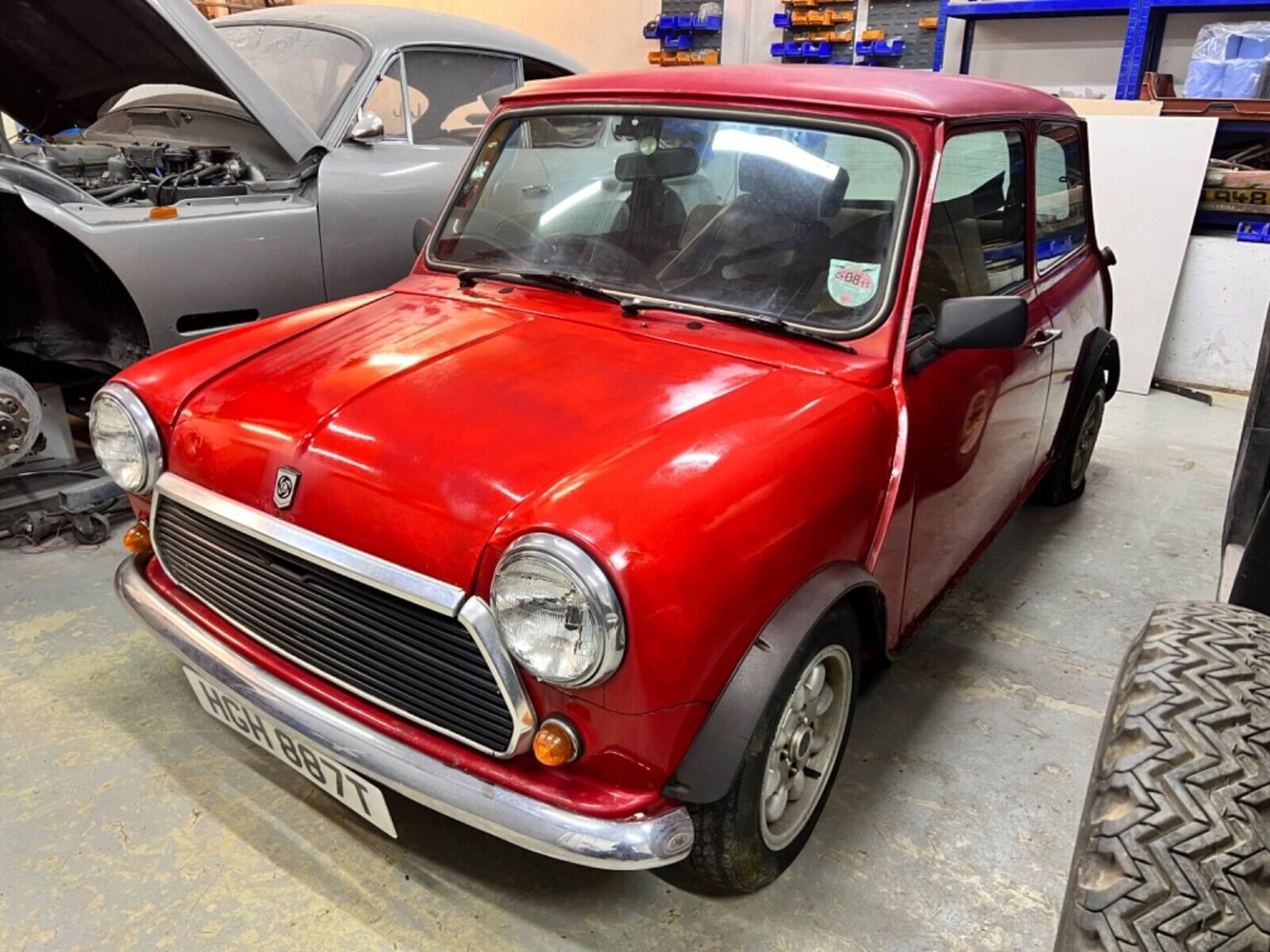 Austin mini 1979, new battery, tyres, and ignition - MINI Trader