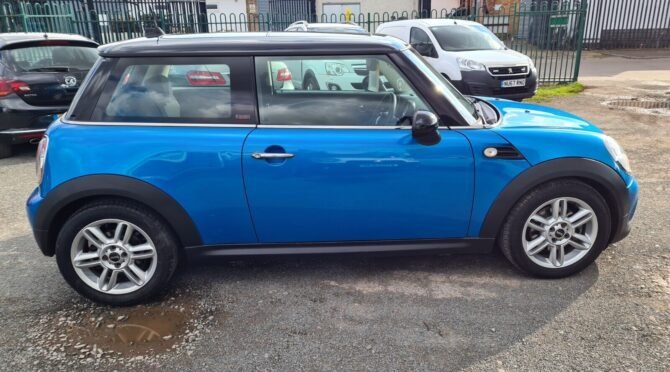 Used MINI Cooper for Sale in the UK - MINI Trader