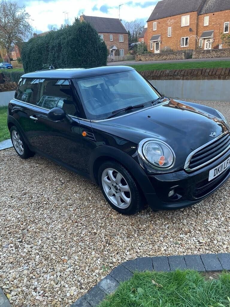 Used Mini One 1.6 Petrol | Panoramic Roof | 50mpg | A/C