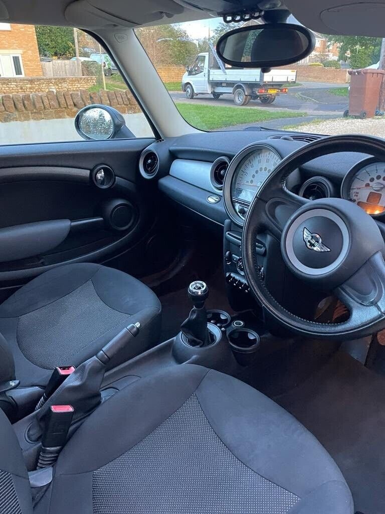 Used Mini One 1.6 Petrol | Panoramic Roof | 50mpg | A/C