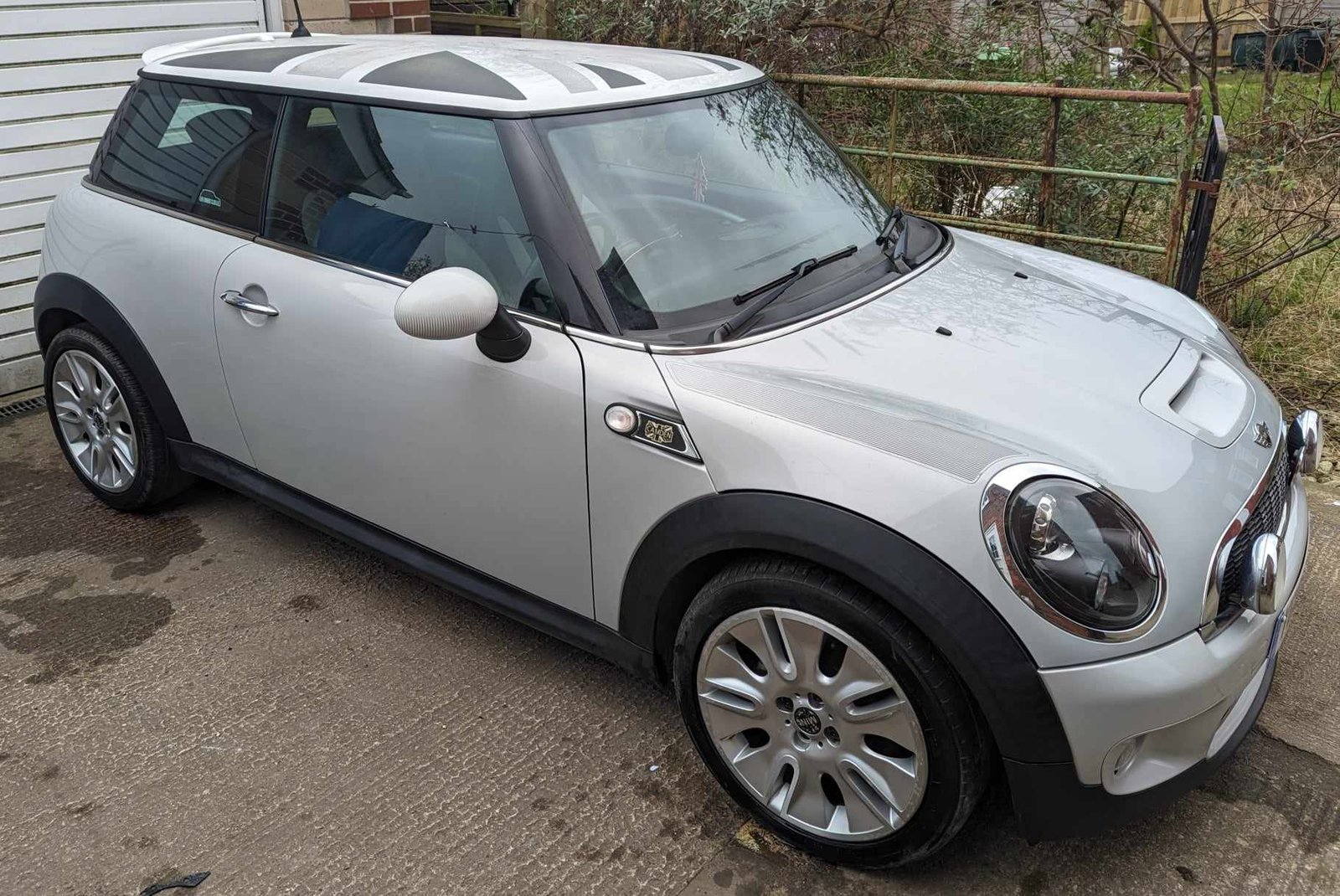 Mini Cooper S - 50th anniversary limited edition Camden - MINI TRADER