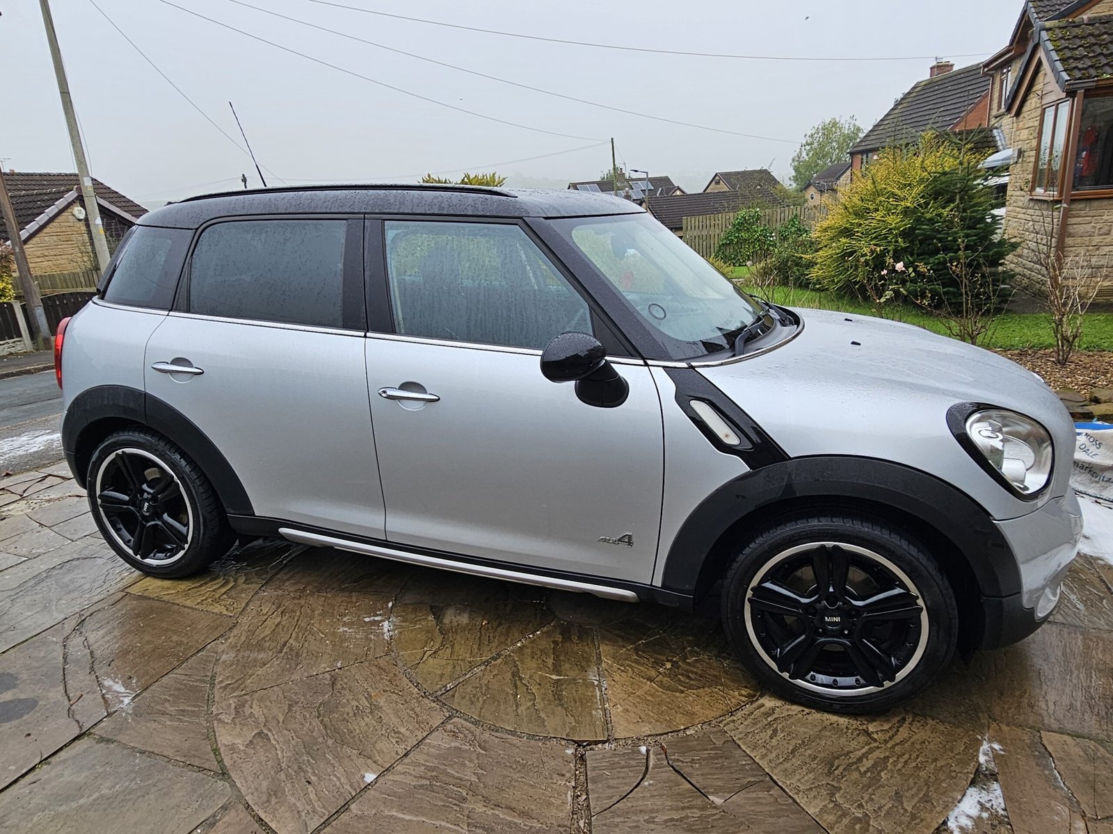2016 MINI Cooper Countryman - Sport Mode. Chili Pack + Extras - MINI Trader