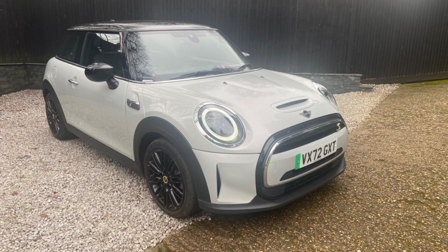 MINI ELECTRIC Electric Level 2 (2022) £14,995 - MINI Trader