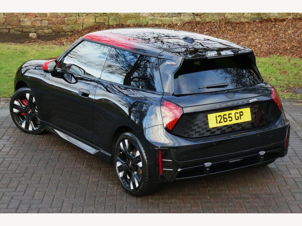 MINI Electric Cooper 54.2kWh John Cooper Works Auto 3dr - MINI Trader